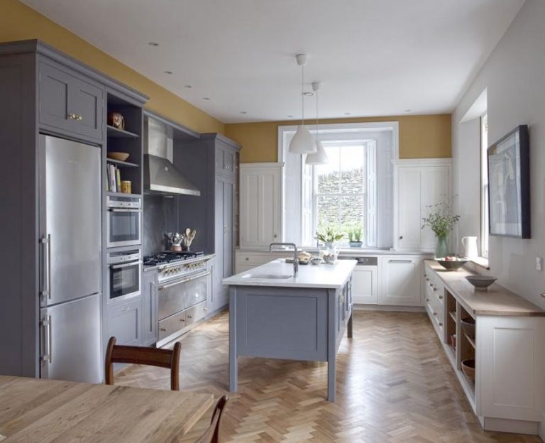 Irish Kitchen Collection: Handcrafted bespoke Kitchens | creativewood.ie