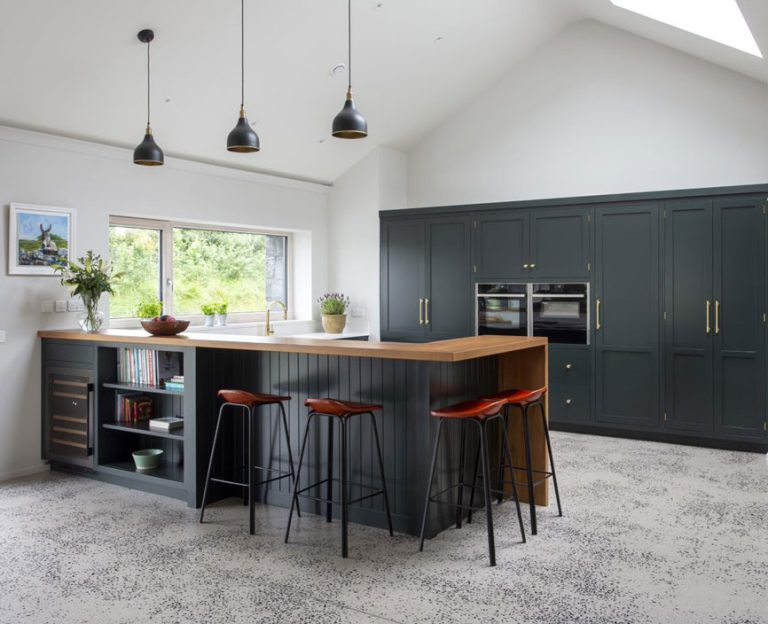 Irish Kitchen Collection: Handcrafted bespoke Kitchens | creativewood.ie